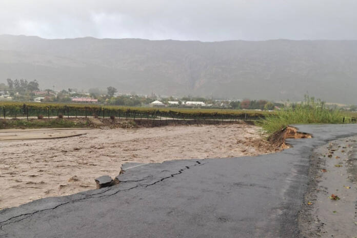 Billions lost as storms lash Western Cape farming areas